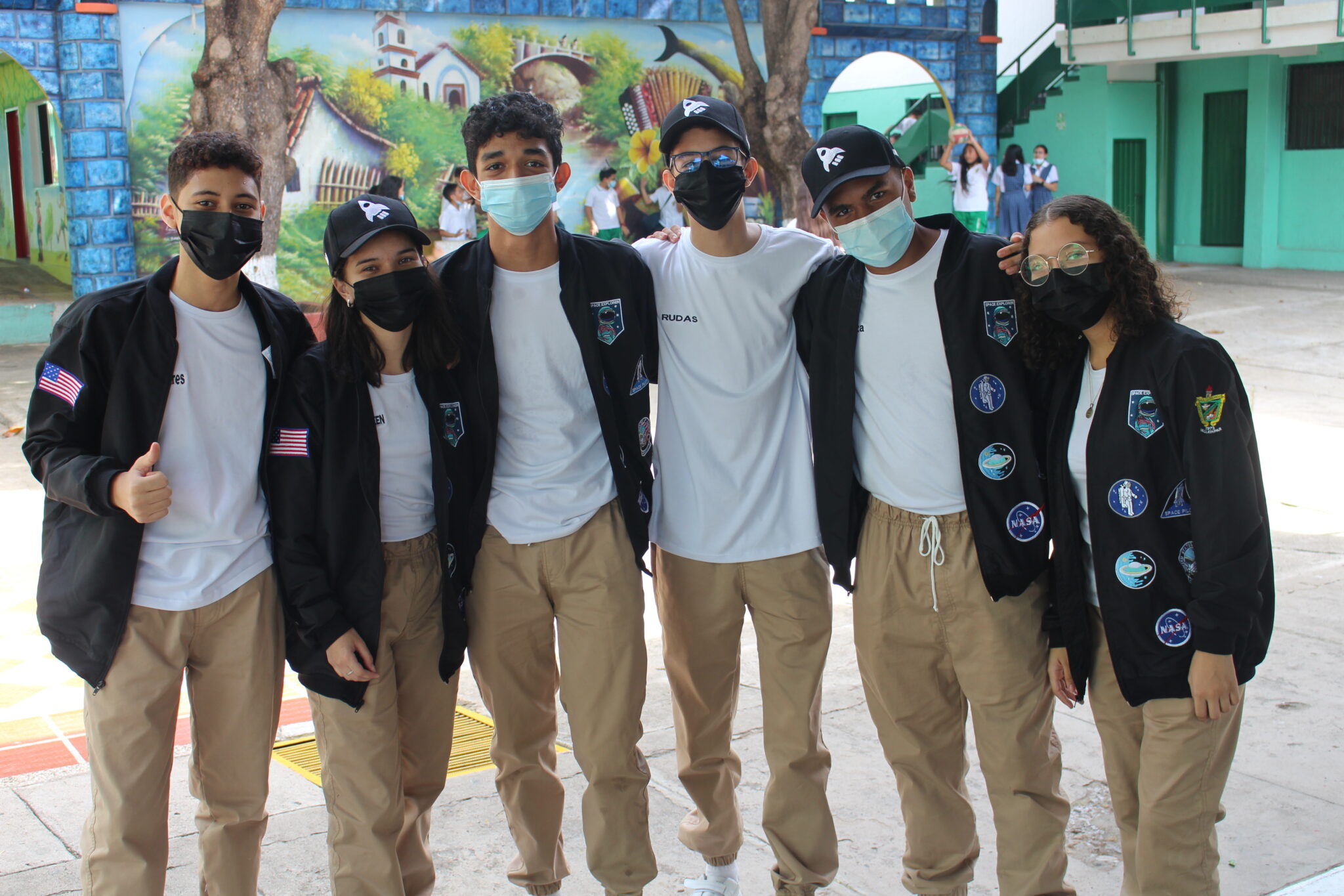 High School – Colegio Colombo Inglés